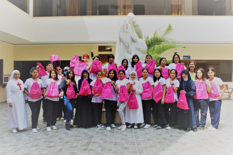 VÍA CRUCIS EN TEZZA - CampUCSS