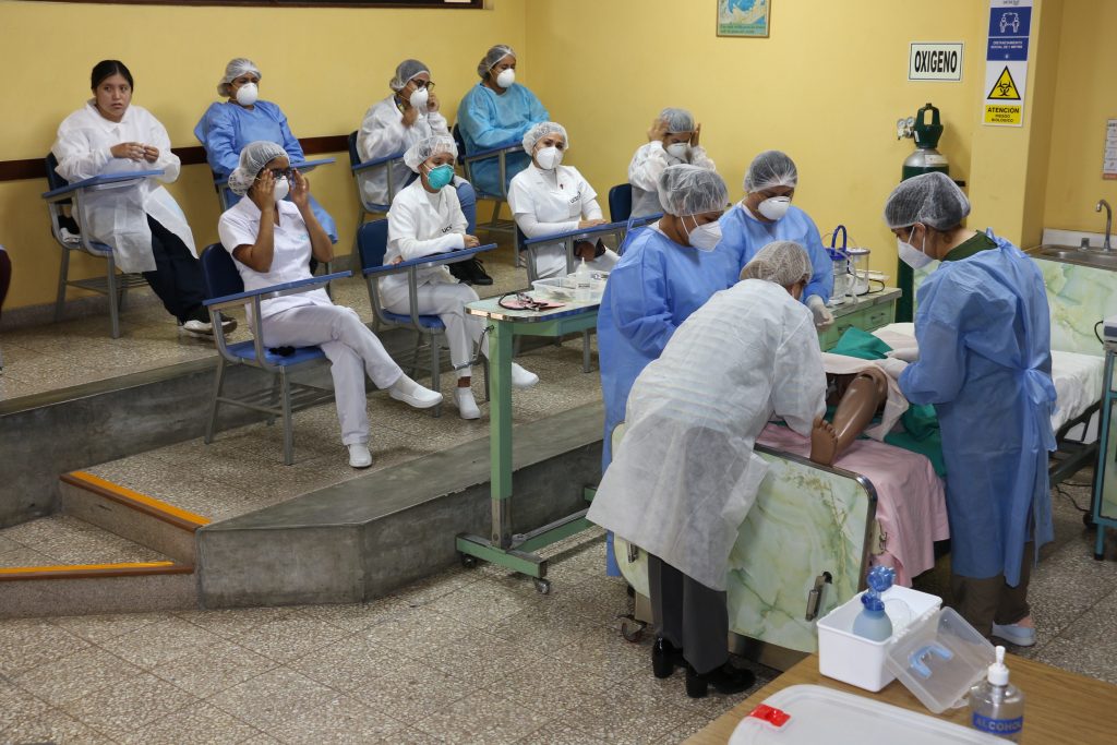 CRÓNICA GRÁFICA: UN DÍA EN TEZZA. - CampUCSS