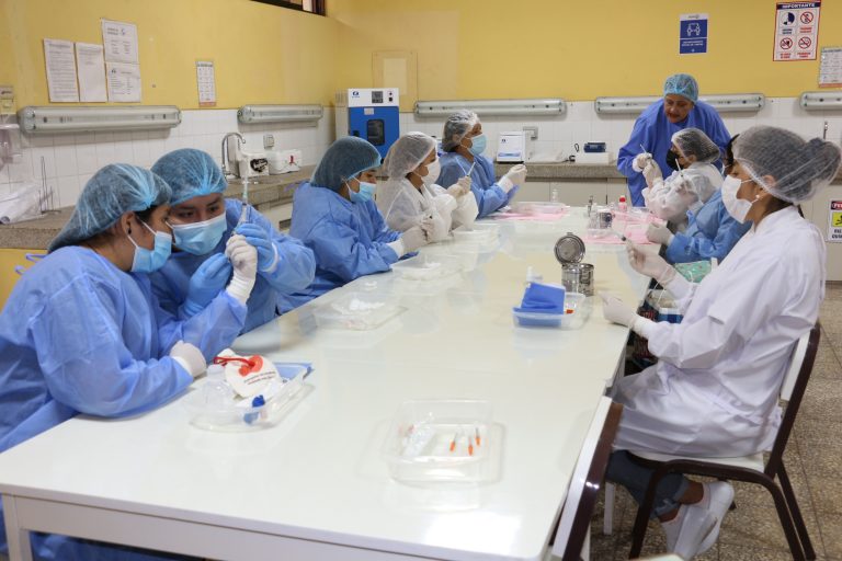 CRÓNICA GRÁFICA: UN DÍA EN TEZZA. - CampUCSS